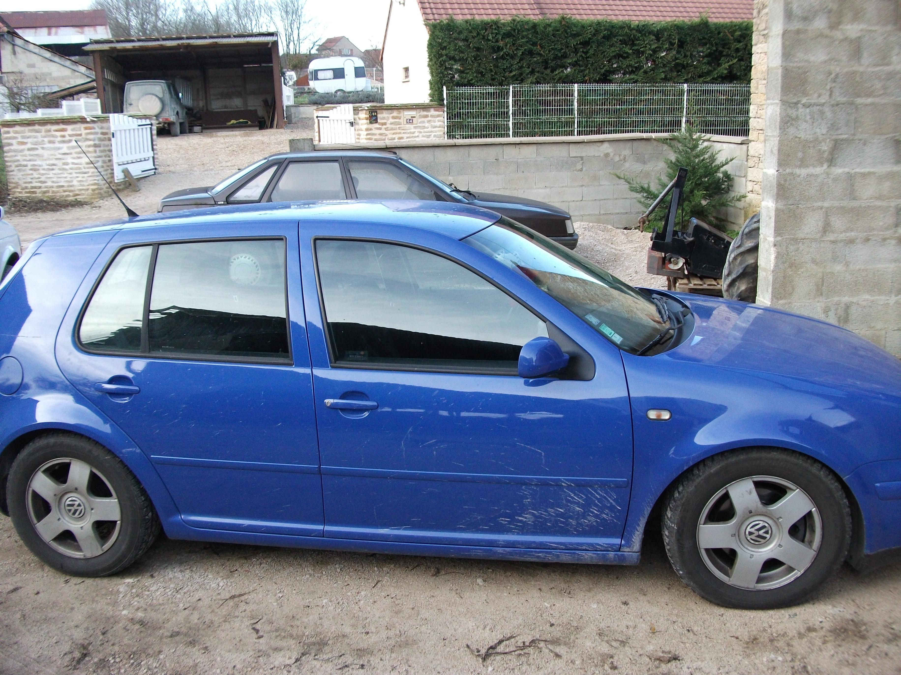 golf 4 tdi 110 de niko blue jazz [ recherche spoiler ar v6] : Garage ...